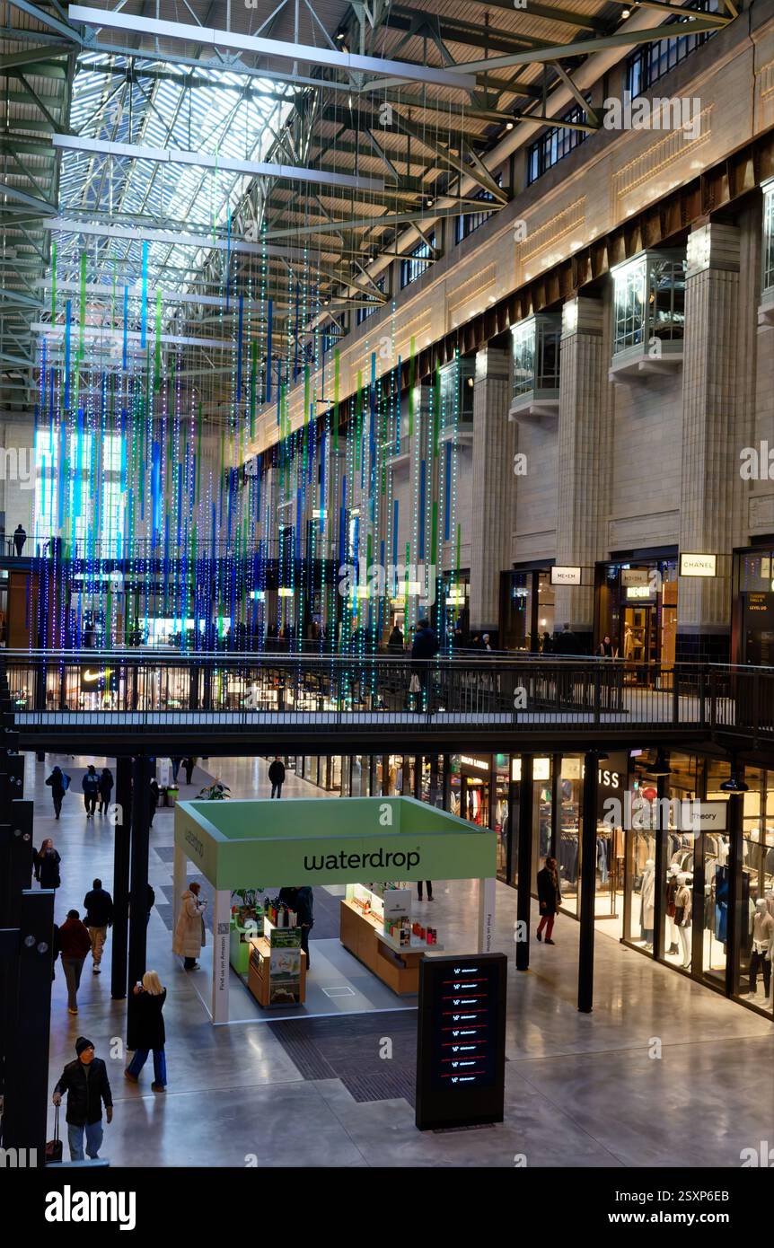 The upmarket shops of Electric Boulevard in Battersea Power Station ...