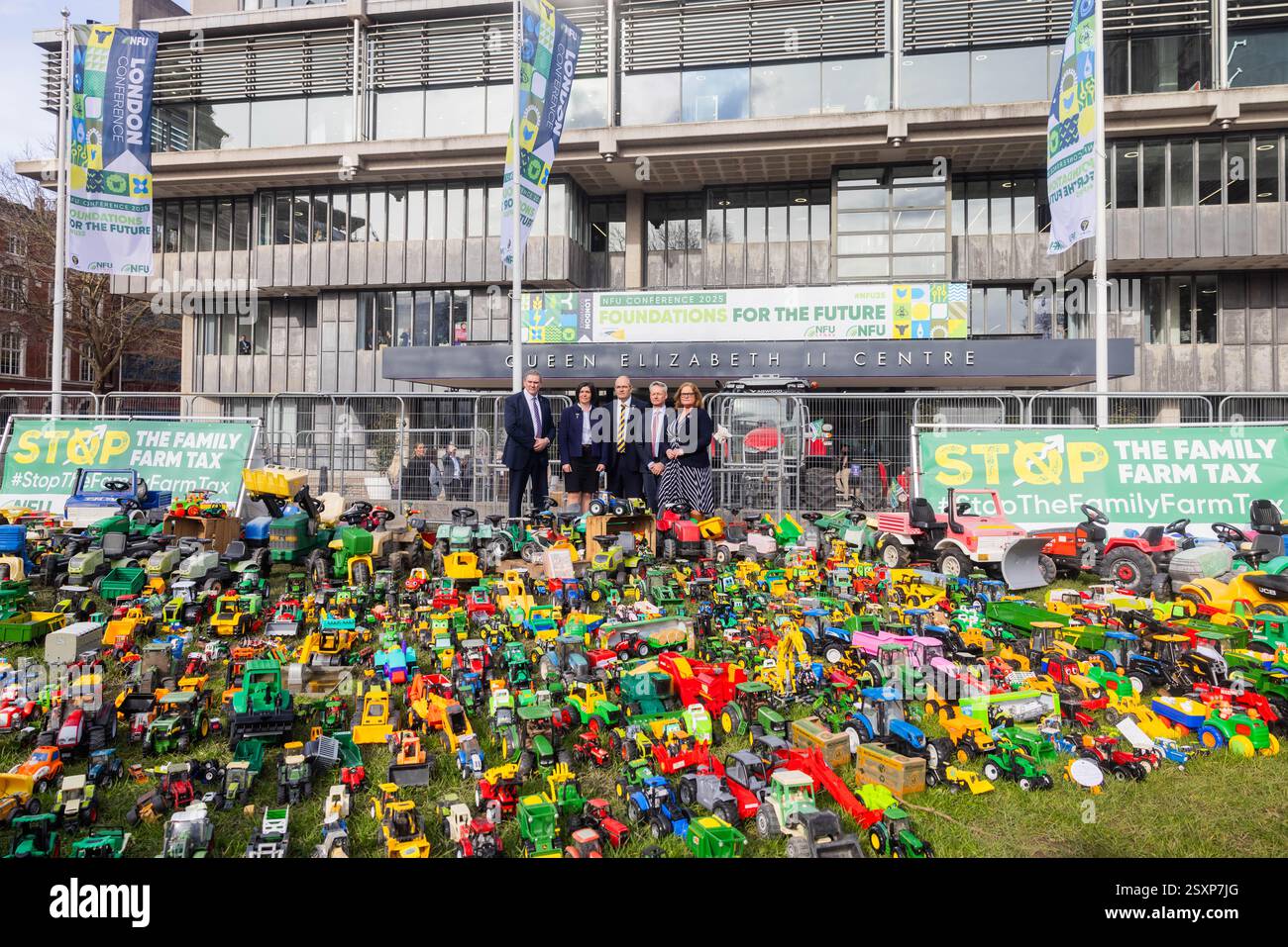 London, UK. 25 FEB, 2025. NFU presidents and deputies gather with toy ...