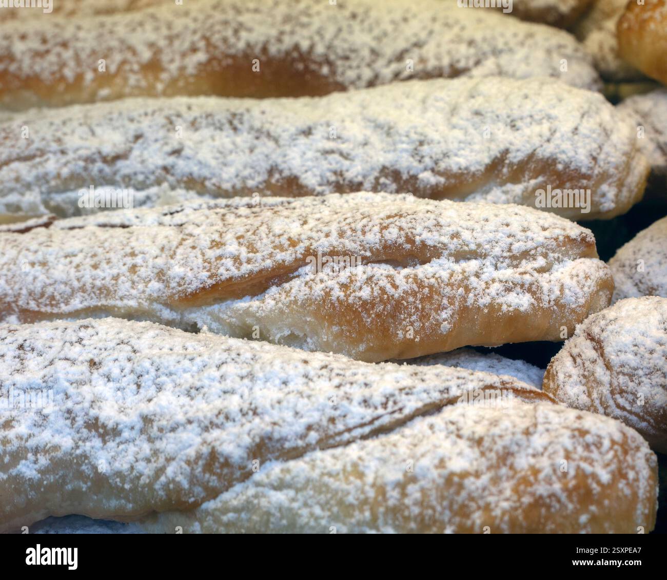 closeup fresh Farton bun pastries at a market in Madeira Stock Photo ...