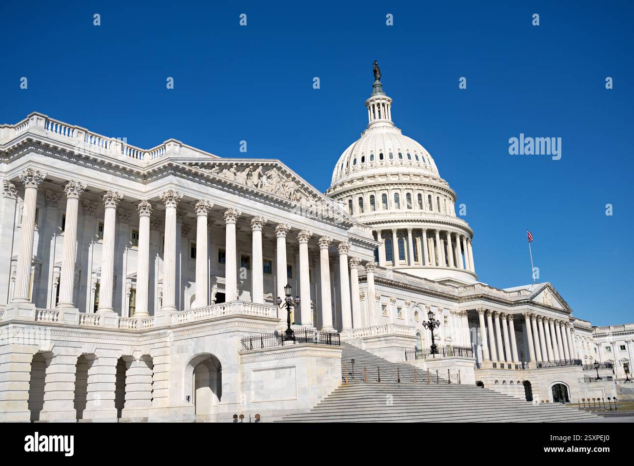 WASHINGTON DC — The dome of the United States Capitol rises above the ...