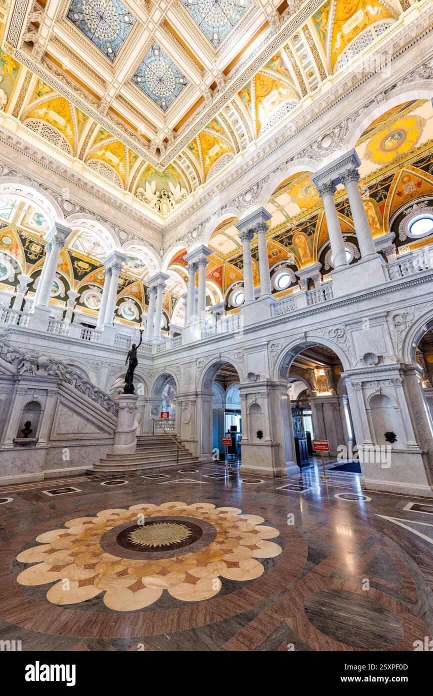 WASHINGTON DC — The Great Hall of the Library of Congress Thomas ...