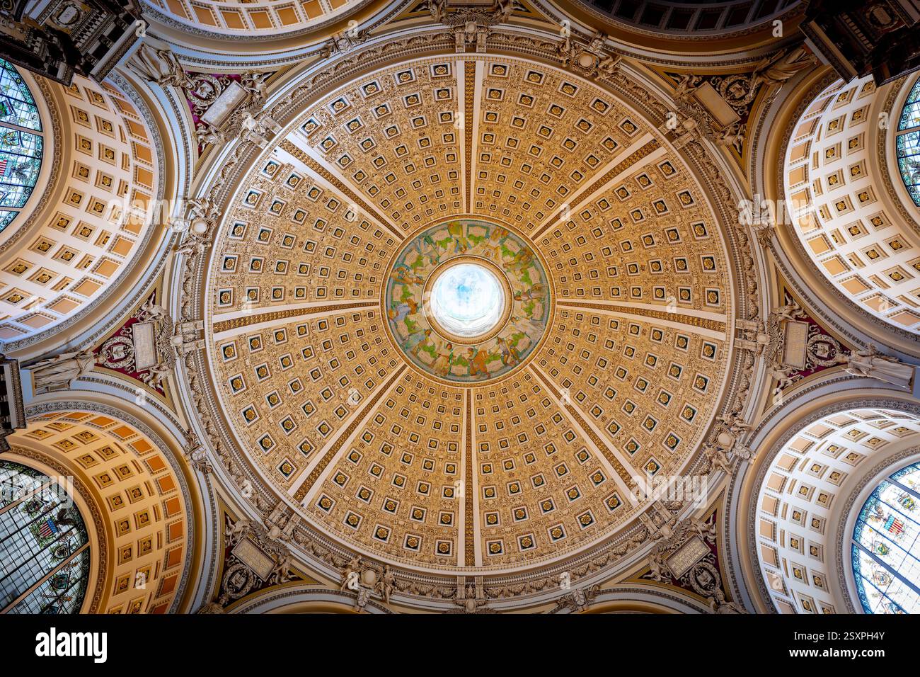 WASHINGTON DC, United States — The Main Reading Room of the Library of ...