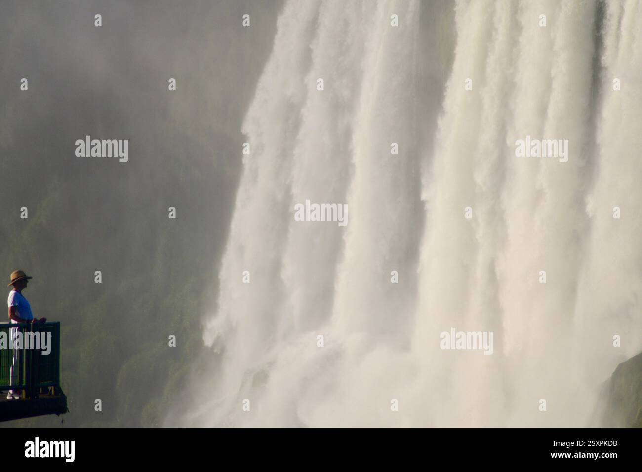 Iguazu Falls Thunder Stock Photo - Alamy