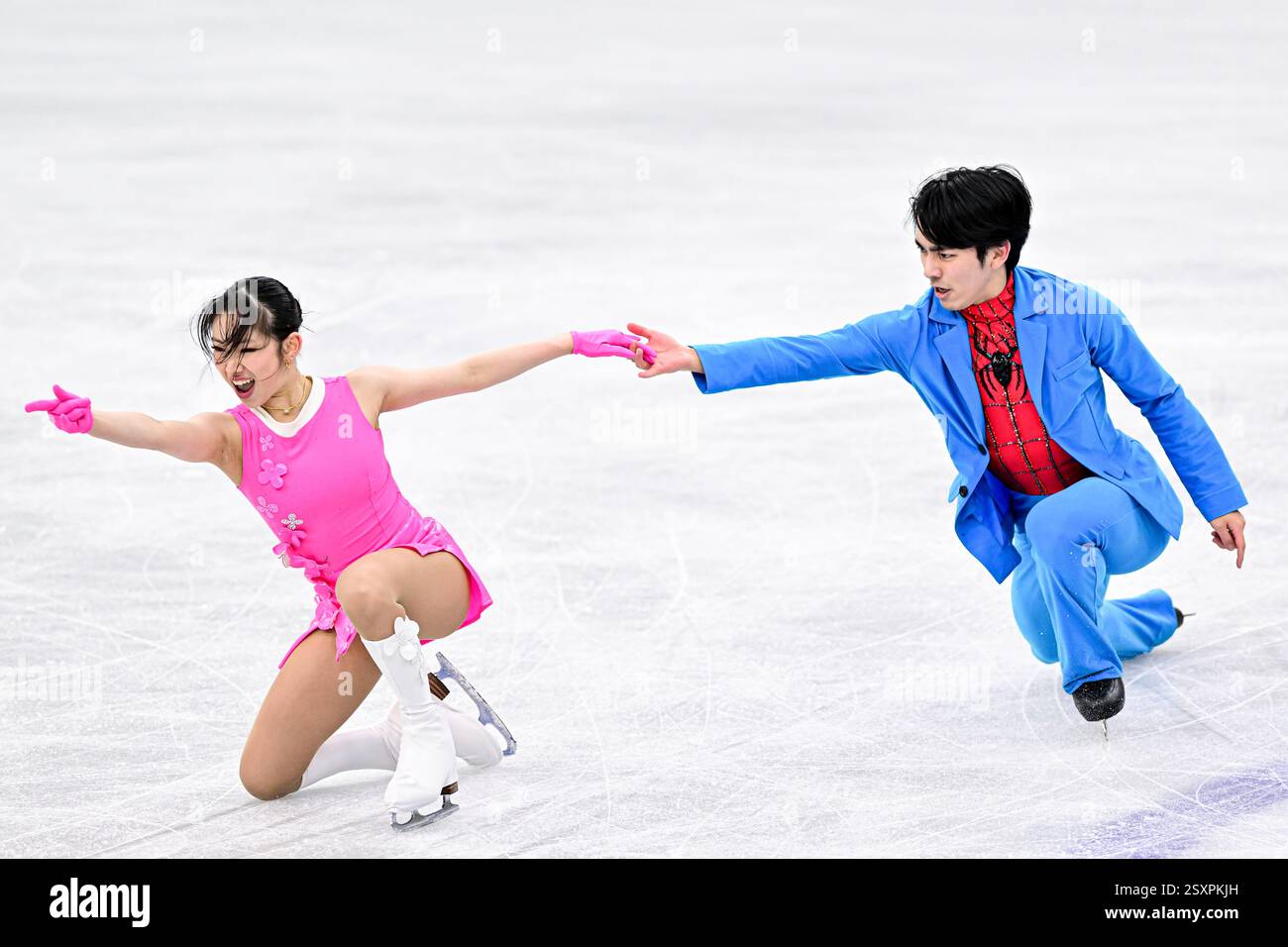 Sara KISHIMOTO & Atsuhiko TAMURA (JPN), during Junior Ice Dance ...