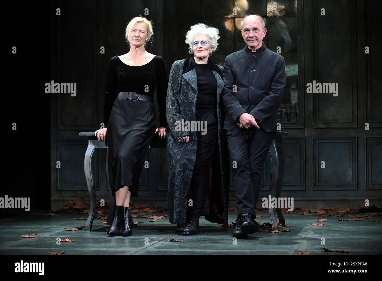 Ana Duato, Magüi Mira and Darío Grandinetti pose during the photocall of the play 'La Música ...