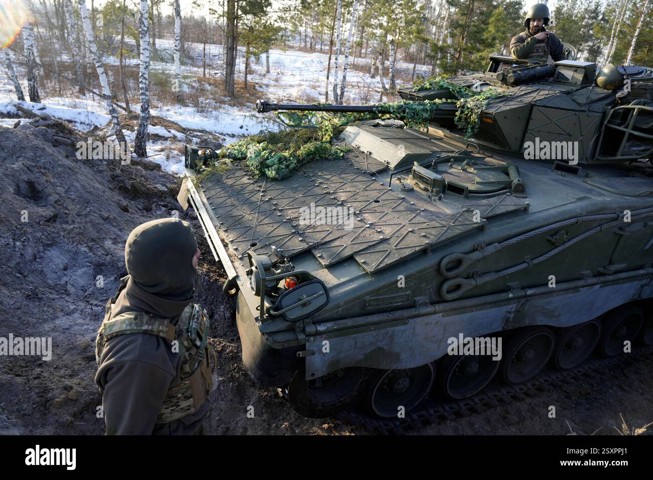 Adazi, Vidzeme Region, Latvia. 25th Feb, 2025. Spanish army servicemen ...