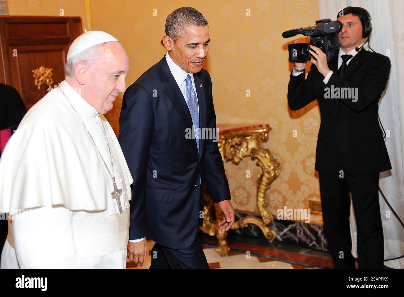 Vatican City - Pope Francis meets the president of United States of ...
