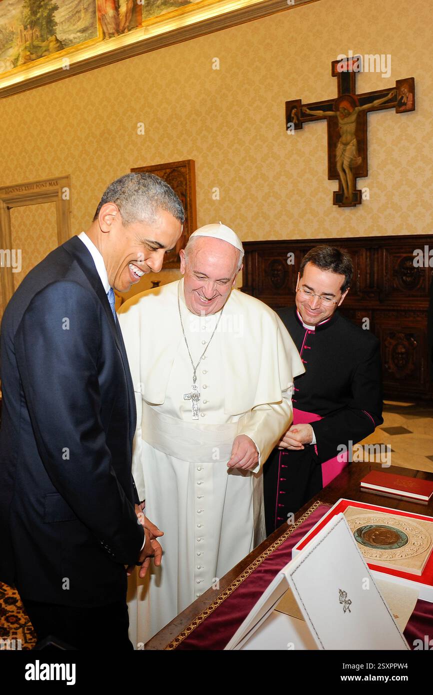 Vatican City - Pope Francis meets the president of United States of ...