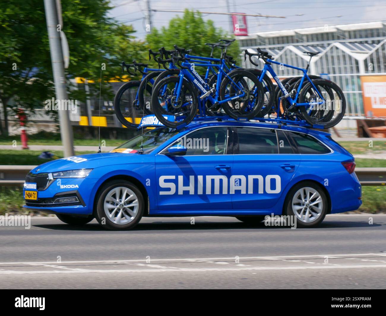 Team shimano hi-res stock photography and images - Alamy