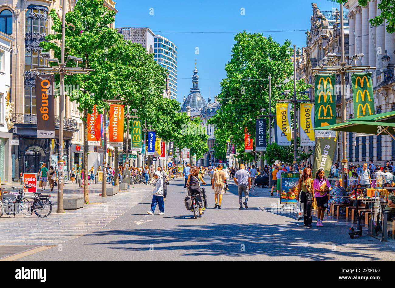 Antwerp, Belgium, July 7, 2023: crowd of people tourists walking down ...