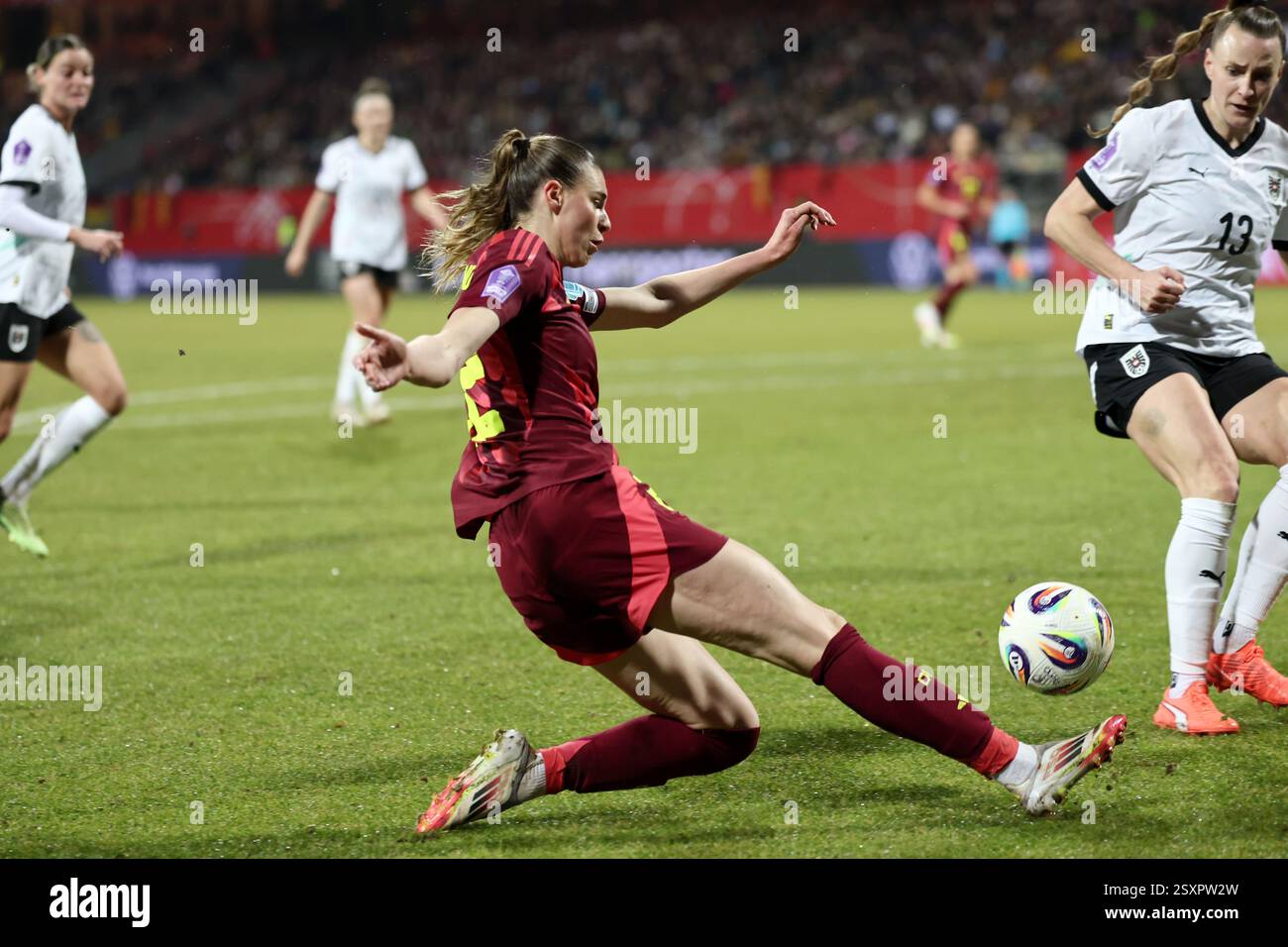 Nuremberg, Germany. 25th Feb, 2025. Soccer, Women, Nations League A ...