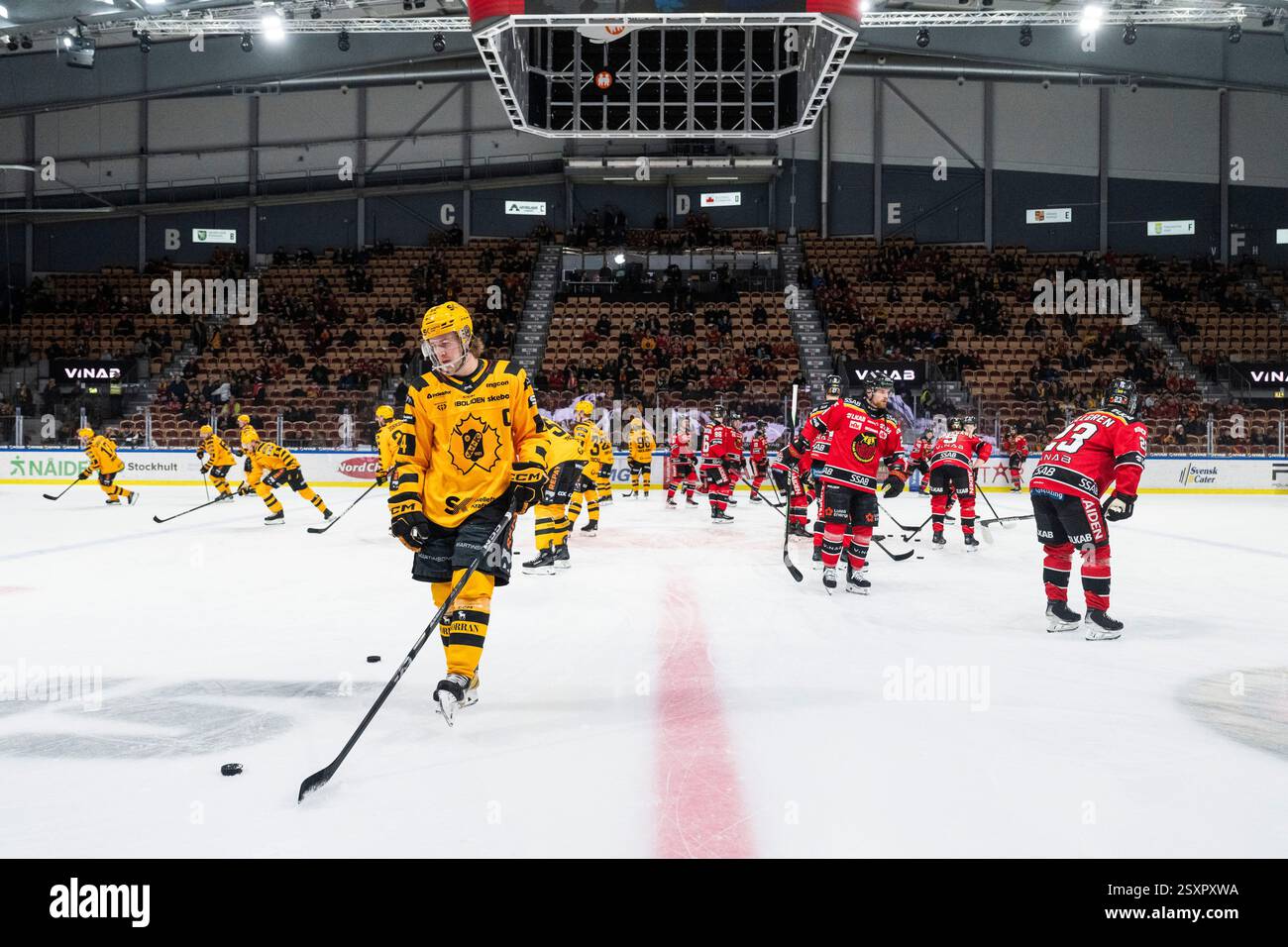 250225 Skellefteås Jonathan Pudas inför ishockeymatchen i SHL mellan Luleå och Skellefteå den 25 ...