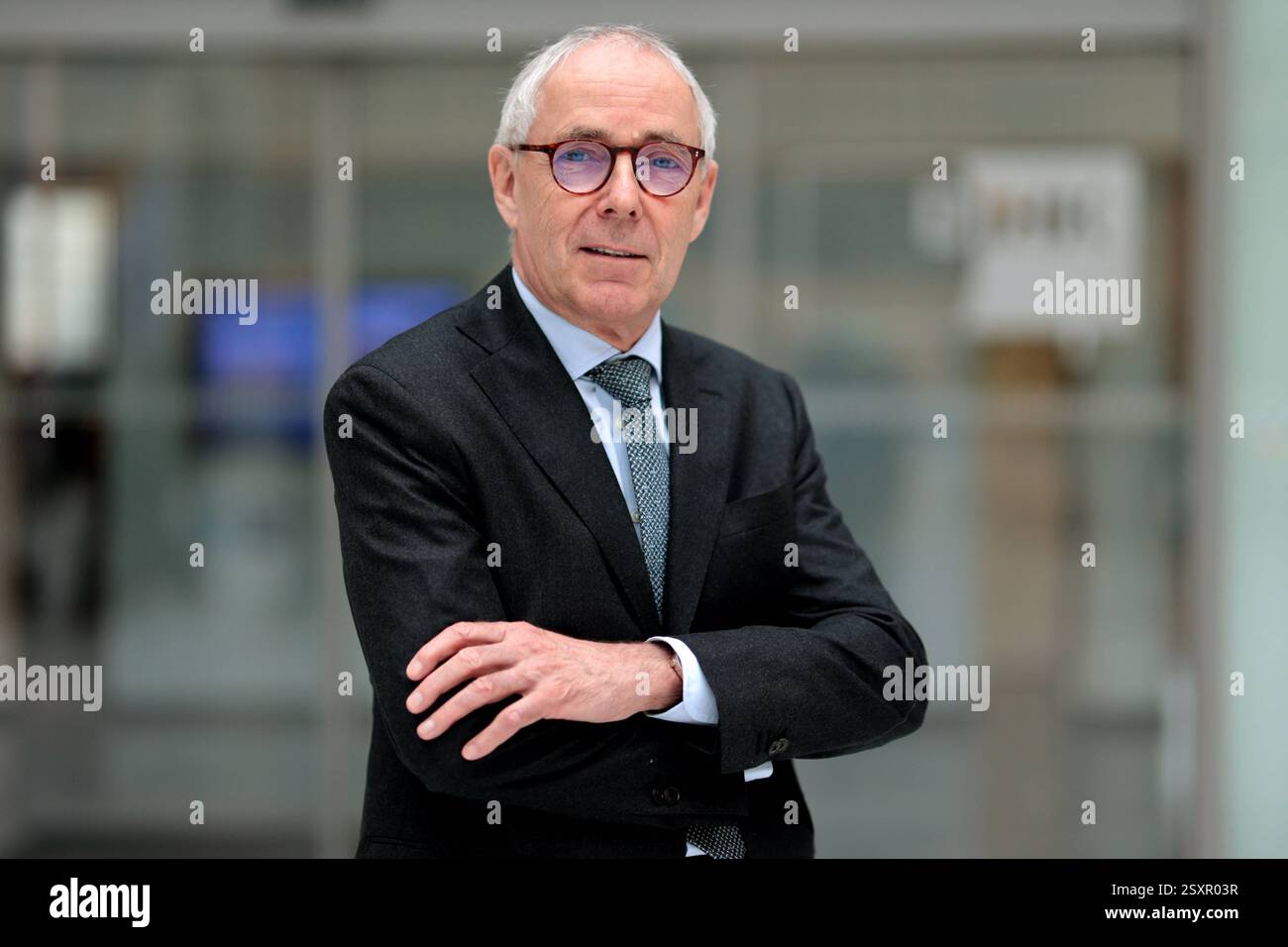 Peter Adrian, Praesident DIHK, PK zu - IHK-Unternehmensbarometer 2025 ...