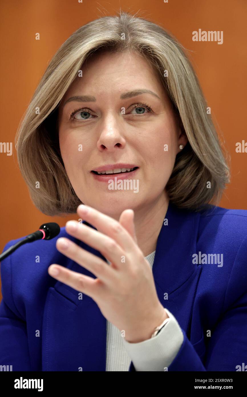 Dr. Helena Melnikov, Hauptgeschaeftsfuehrerin DIHK, PK zu - IHK ...