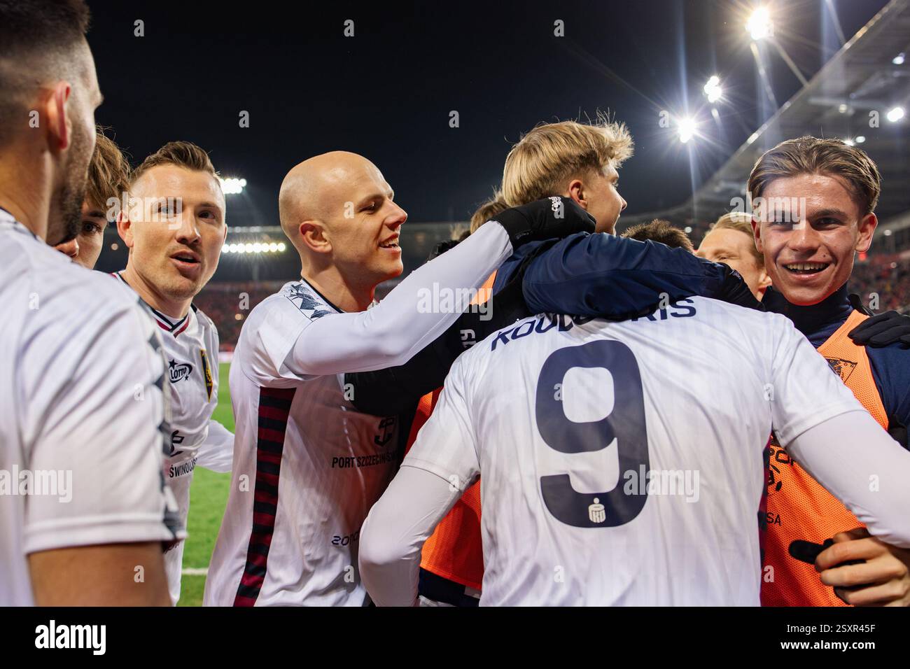 Pko ekstraklas hi-res stock photography and images - Alamy