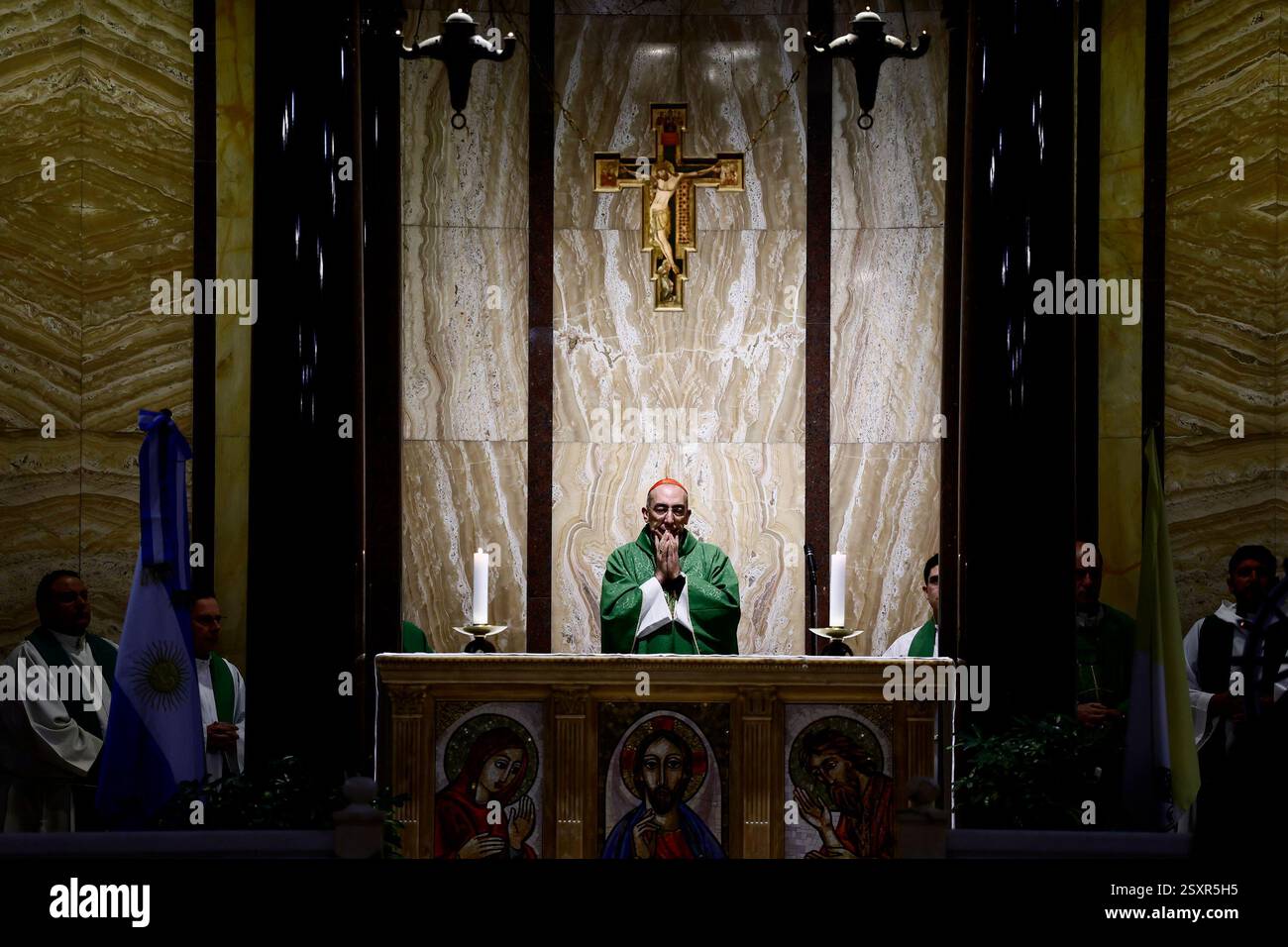 Roma, Italia. 25th Feb, 2025. il Cardinale Vicario Baldo Reina Celebra ...