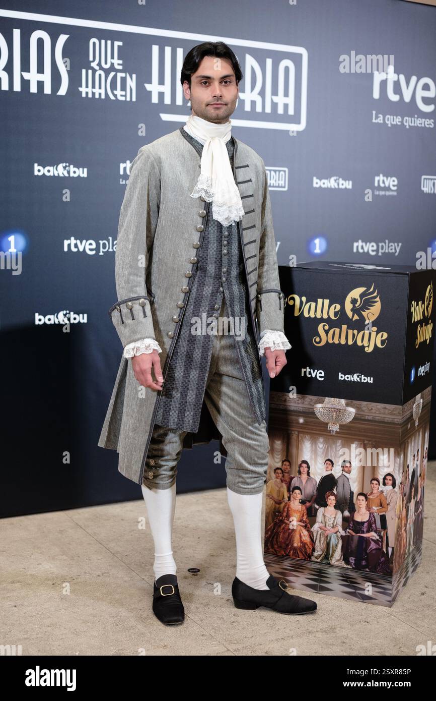 Marco Pernas attends the 'Historias que Hacen Historia' photocall at ...