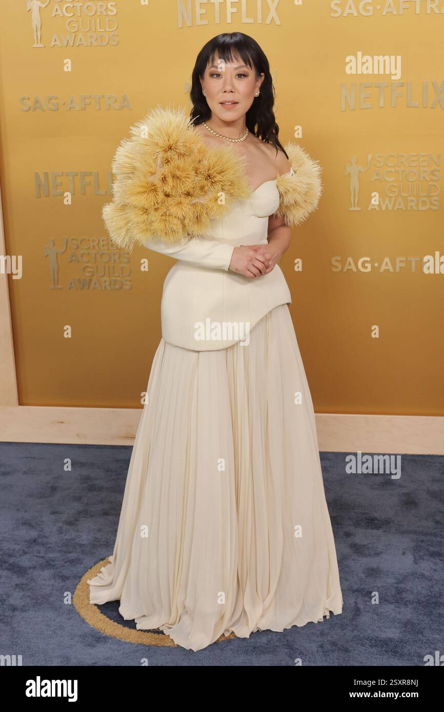 Ali Ahn attends the 31st Annual Screen Actors Guild Awards at Shrine ...