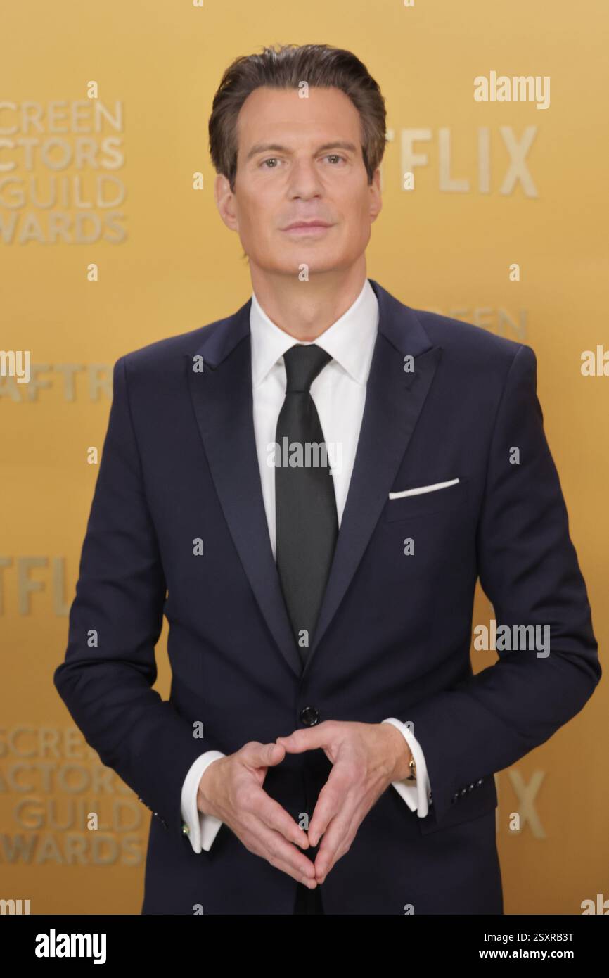 Adam Glassman attends the 31st Annual Screen Actors Guild Awards at ...