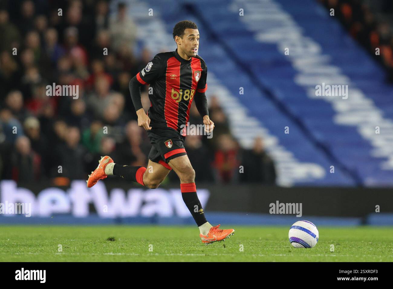London England, February 25th 2025: Tyler Adams (12 Bournemouth) during ...