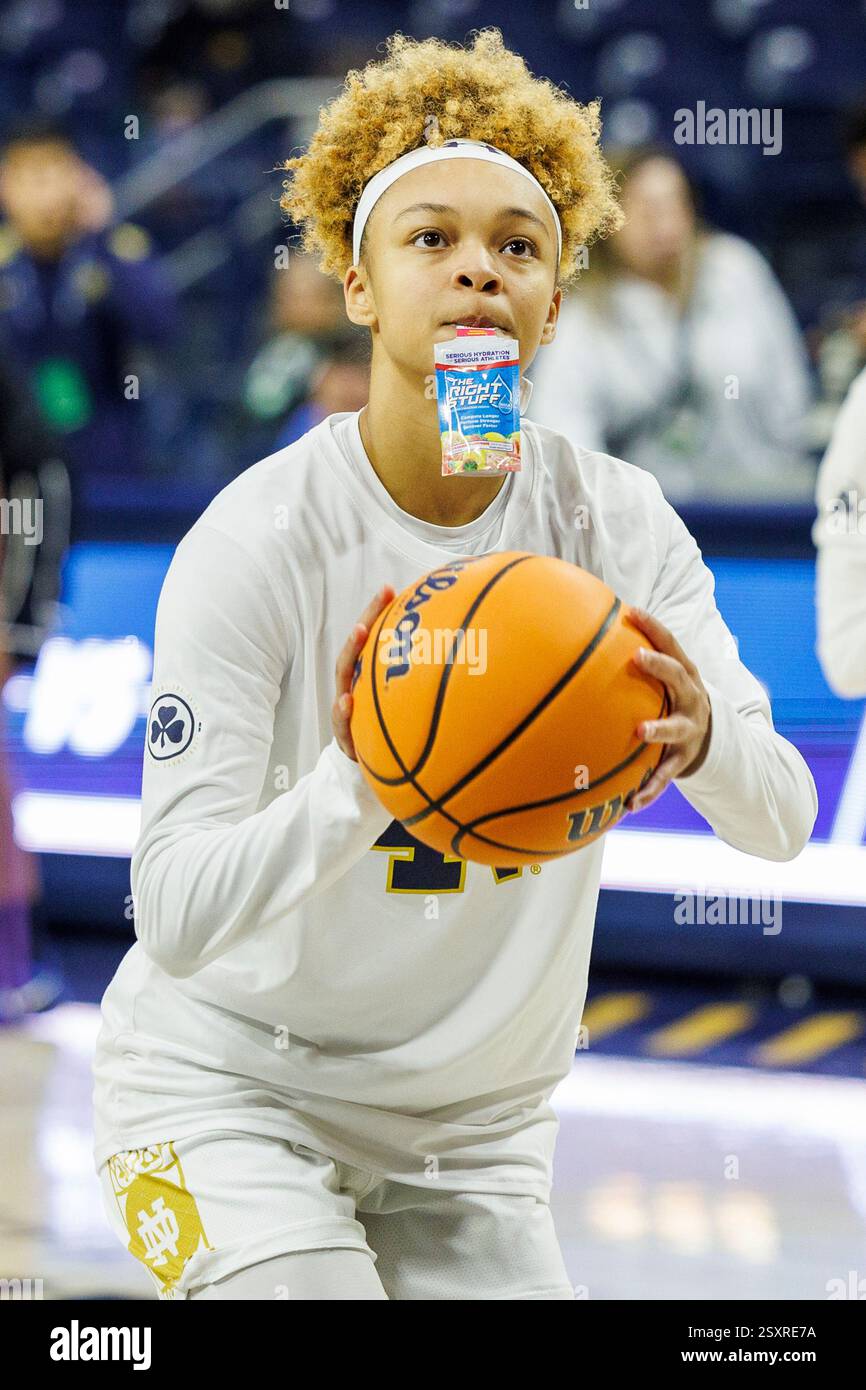 Notre Dame guard Hannah Hidalgo (3) during pregame of an NCAA college ...