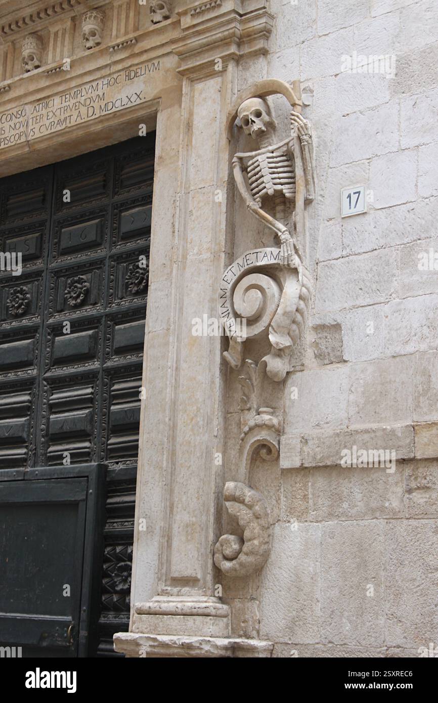 One of the skeleton sculptures at the entrance of the Chiesa del ...