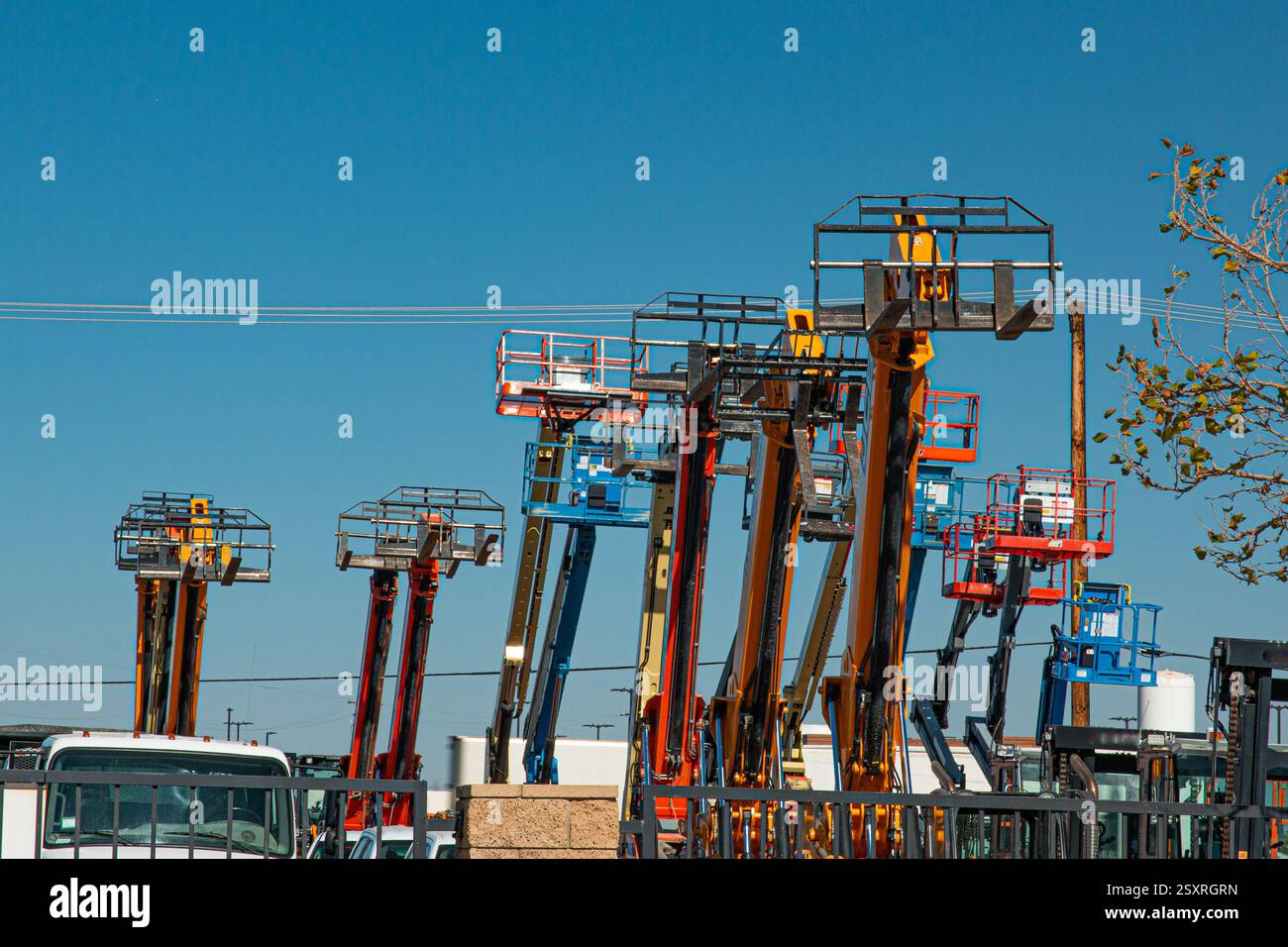 Telehandler rental hi-res stock photography and images - Alamy