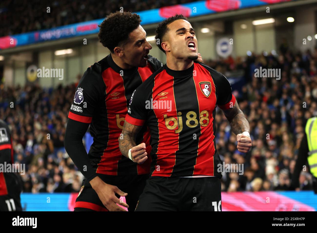 Bournemouths justin kluivert hi-res stock photography and images - Alamy