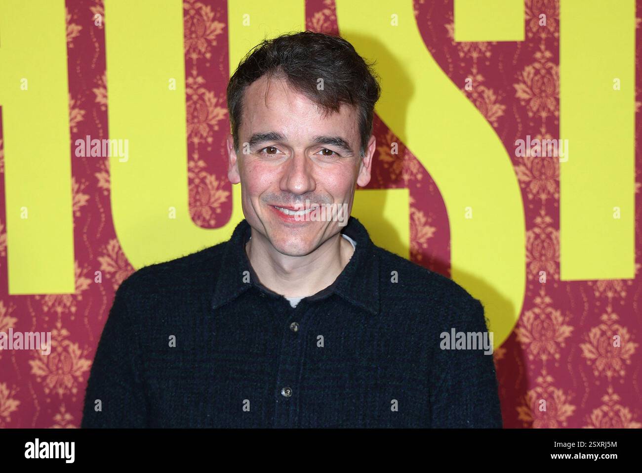 Alexander Khuon beim Premieren Event der neuen ARD Comedy Serie „Ghosts ...