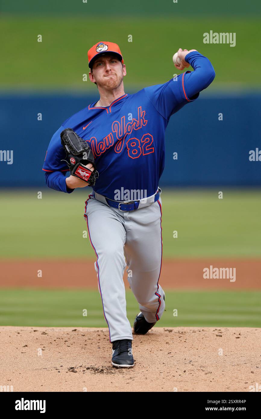 WEST PALM BEACH, FL - FEBRUARY 25: New York Mets pitcher Brandon ...