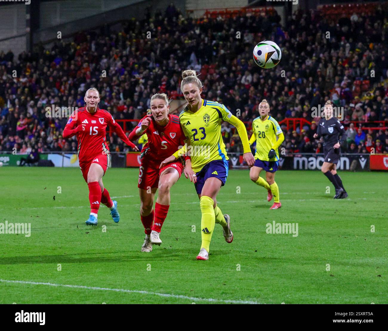 SToK Cae Ras, Wrexham, UK. 25th Feb, 2025. UEFA Womens Nations League ...