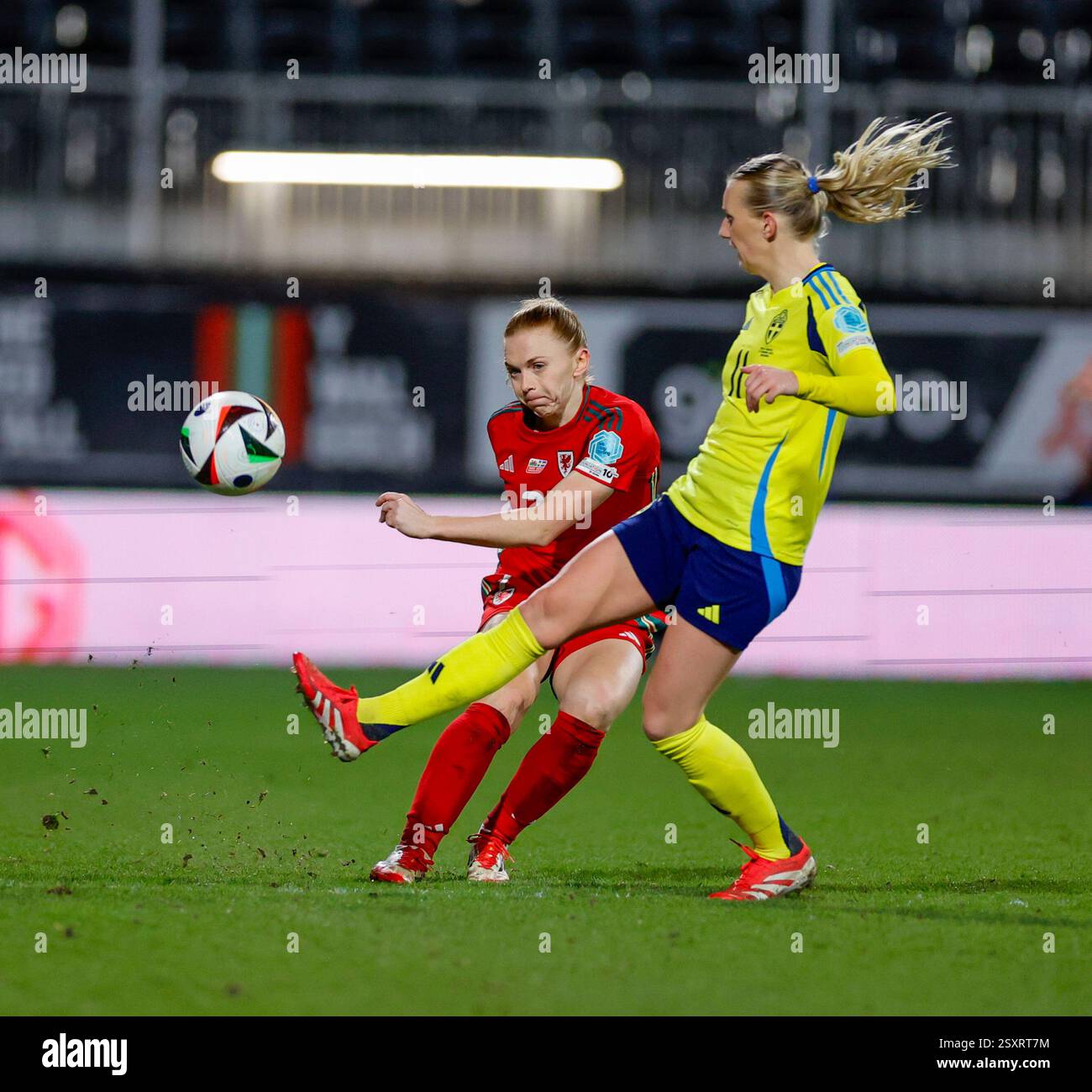 SToK Cae Ras, Wrexham, UK. 25th Feb, 2025. UEFA Womens Nations League ...