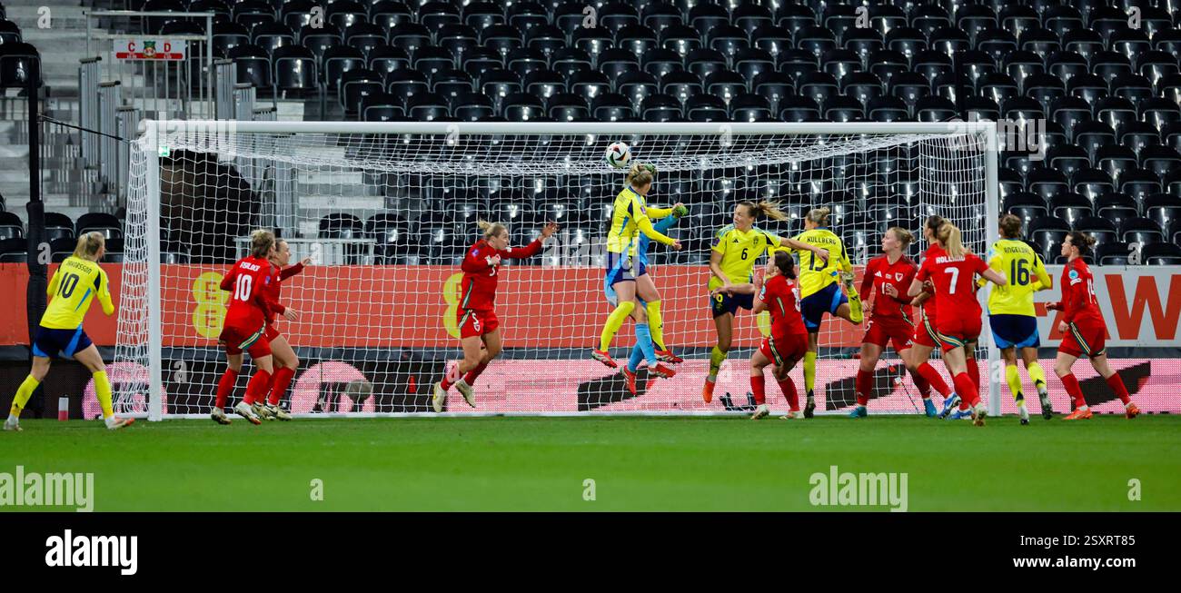 SToK Cae Ras, Wrexham, UK. 25th Feb, 2025. UEFA Womens Nations League ...