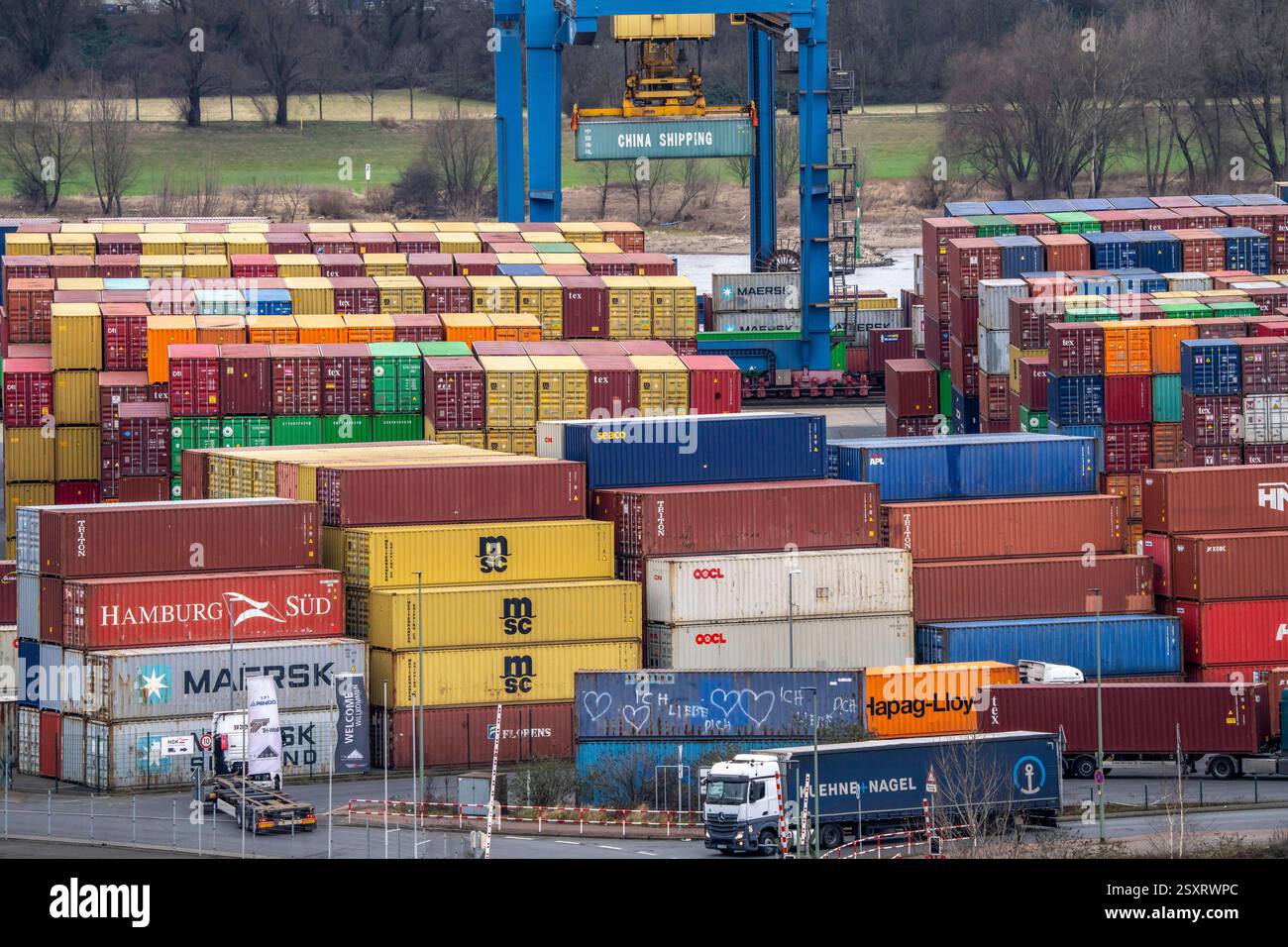 Duisburg Container Terminal Logport 2, Gateway-West-Terminal, am Rhein ...