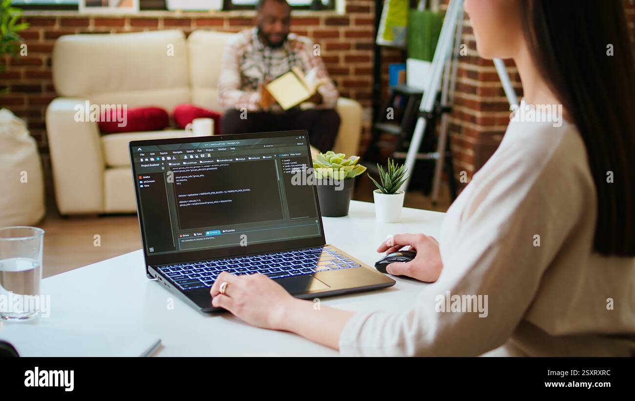 Asian female programmer works hi-res stock photography and images - Alamy