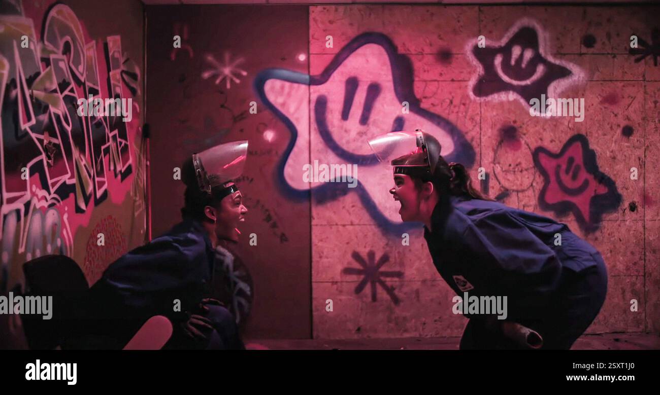 BOB TREVINO LIKES IT, from left: Lauren 'Lolo' Spencer, Barbie Ferreira ...