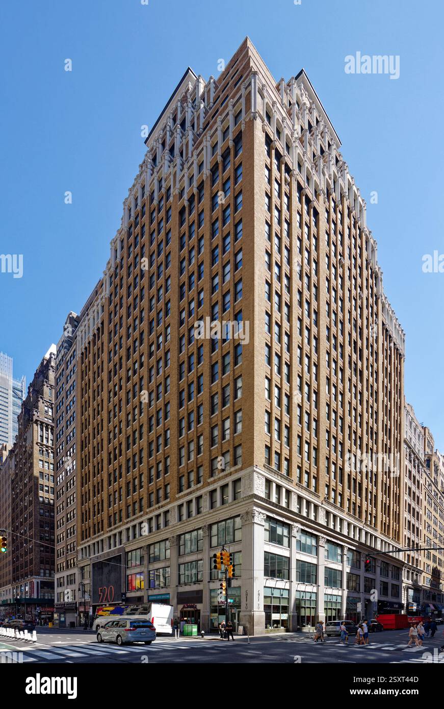520 8th Avenue, built in 1926 and designed by Schwartz & Gross in ...