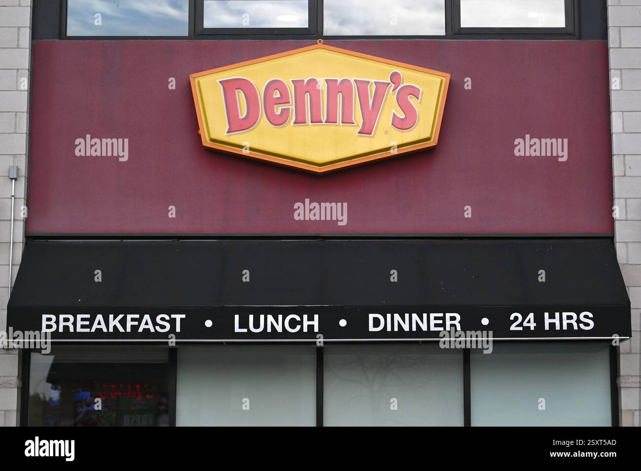 Exterior view of Denny's dinner, New York, NY, February 25, 2025. Denny ...
