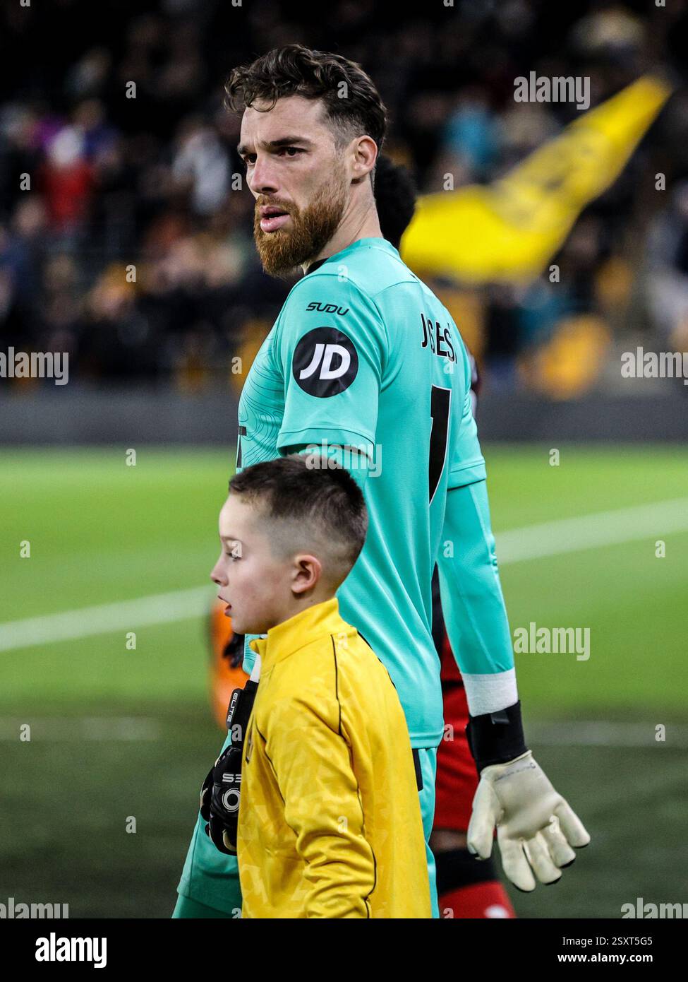 Wolverhampton, England, February 25th 2025: Goalkeeper Jose Sa (1 ...