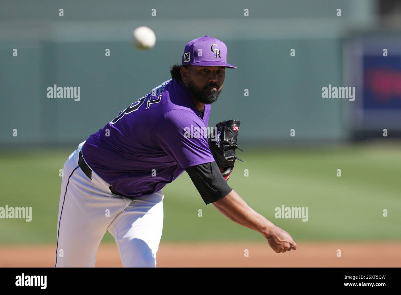 Colorado Rockies pitcher Germán Márquez warms up during the second ...
