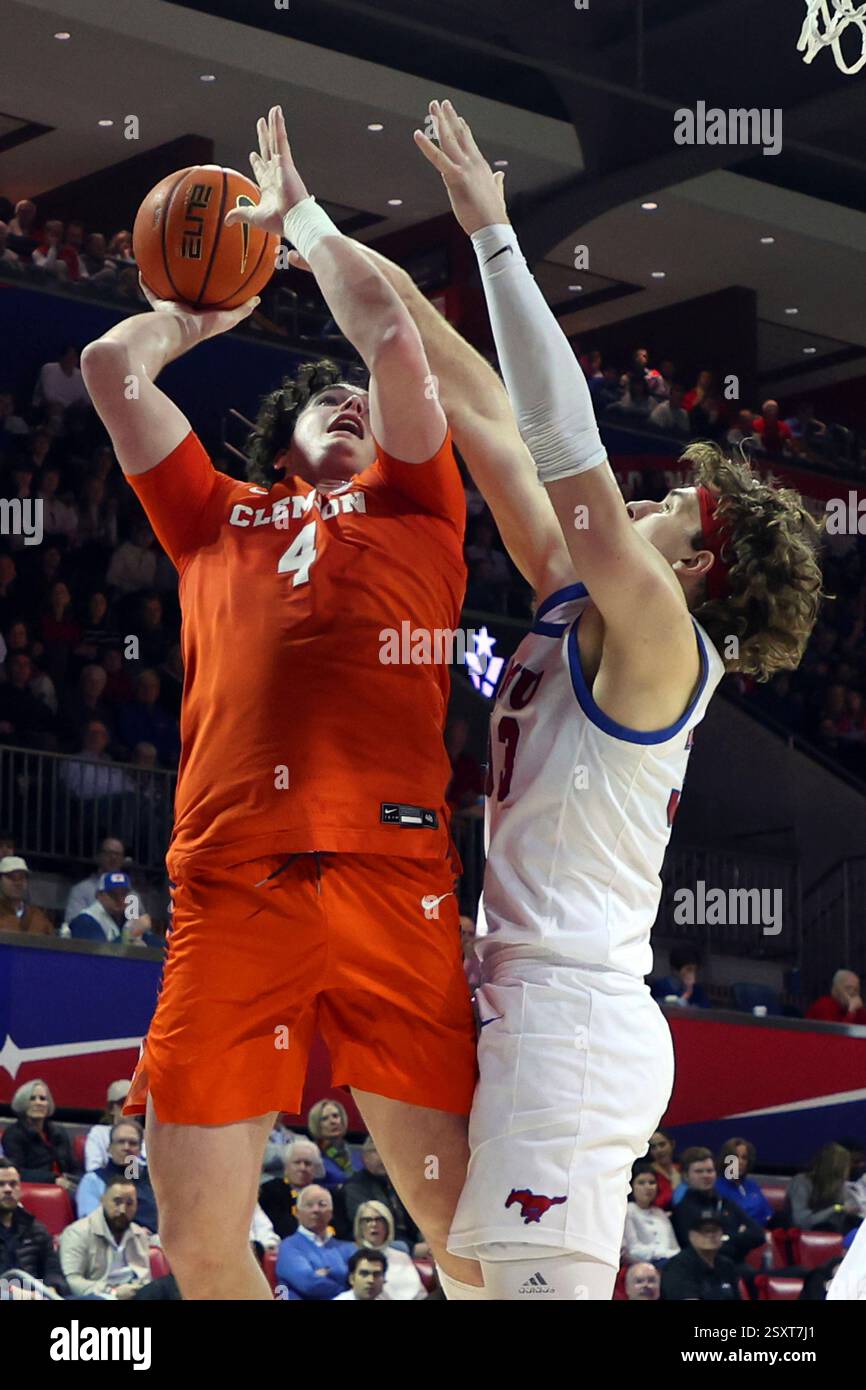 Clemson Tigers forward Ian Schieffelin (4) shots against SMU forward ...