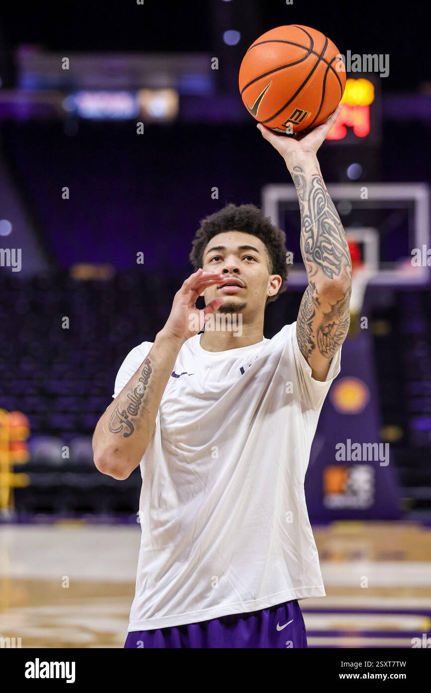Baton Rouge, LA, USA. 25th Feb, 2025. Injured LSU forward Jalen Reed (9 ...