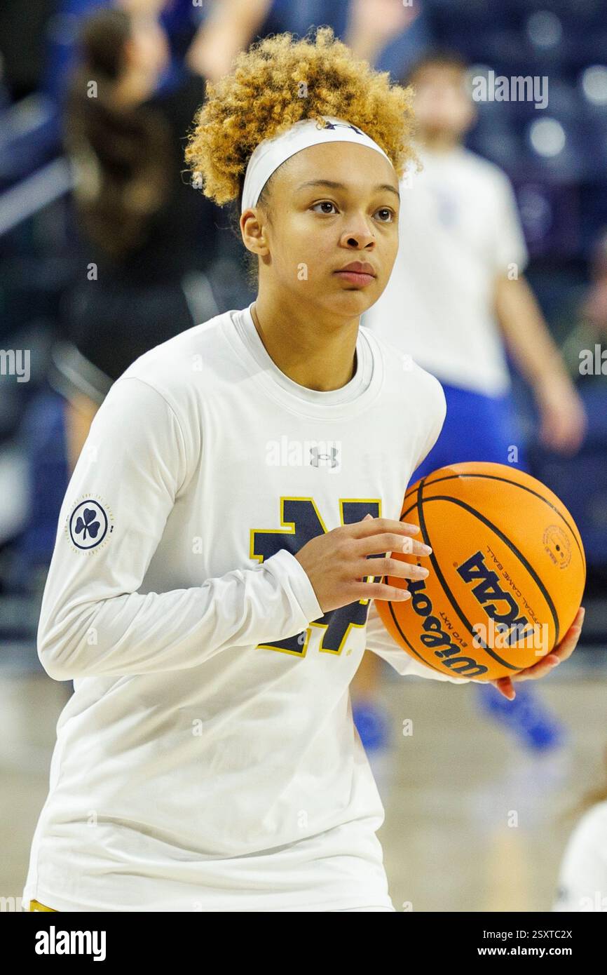Notre Dame guard Hannah Hidalgo (3) during pregame of an NCAA college ...