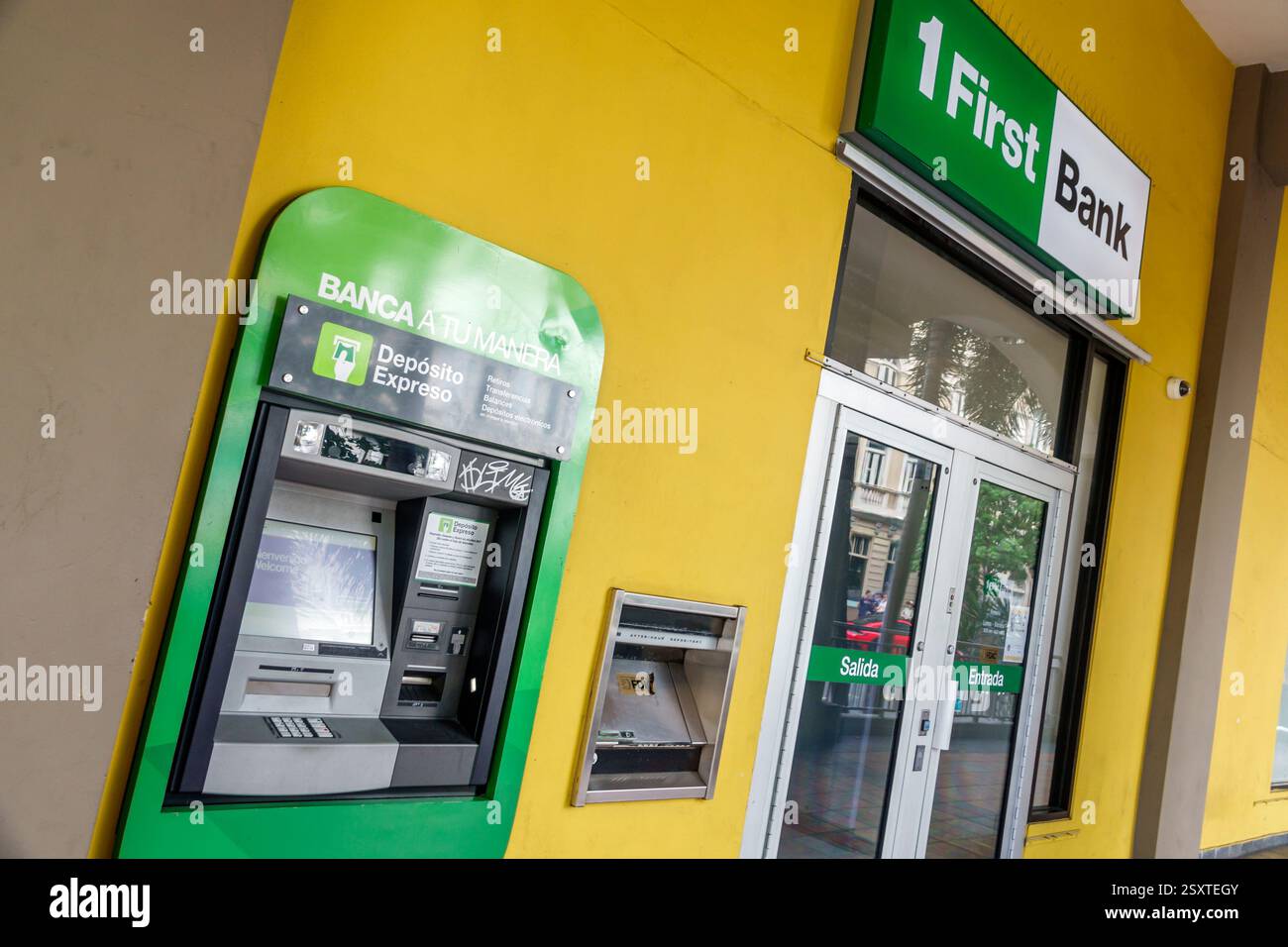 San Juan Puerto Rico,Viejo Old San Juan,Paseo de Colon,First Bank ...