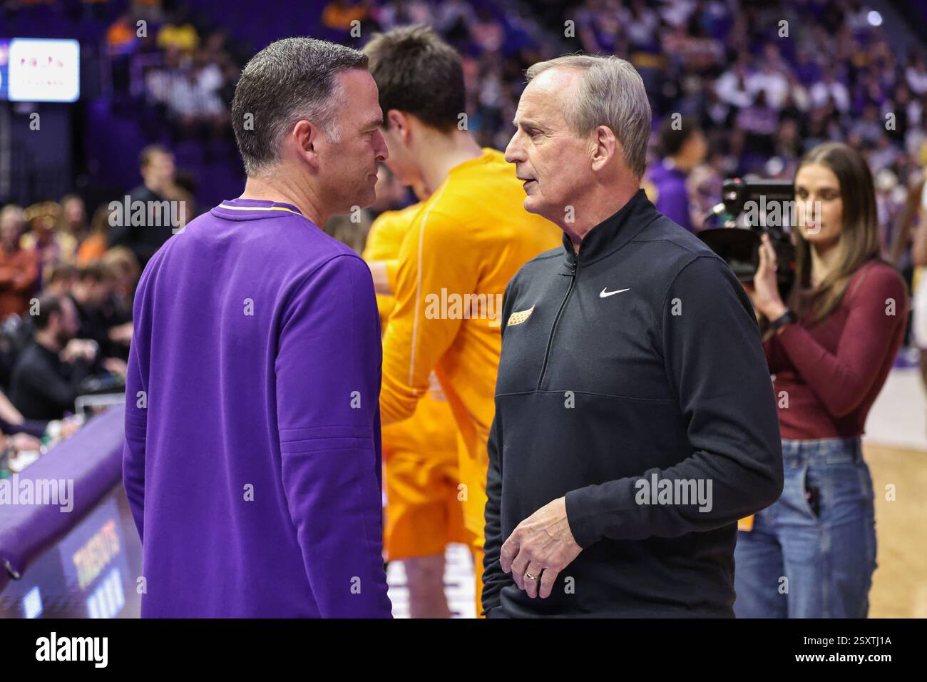 Baton Rouge, LA, USA. 25th Feb, 2025. LSU Head Coach Matt McMahon ...