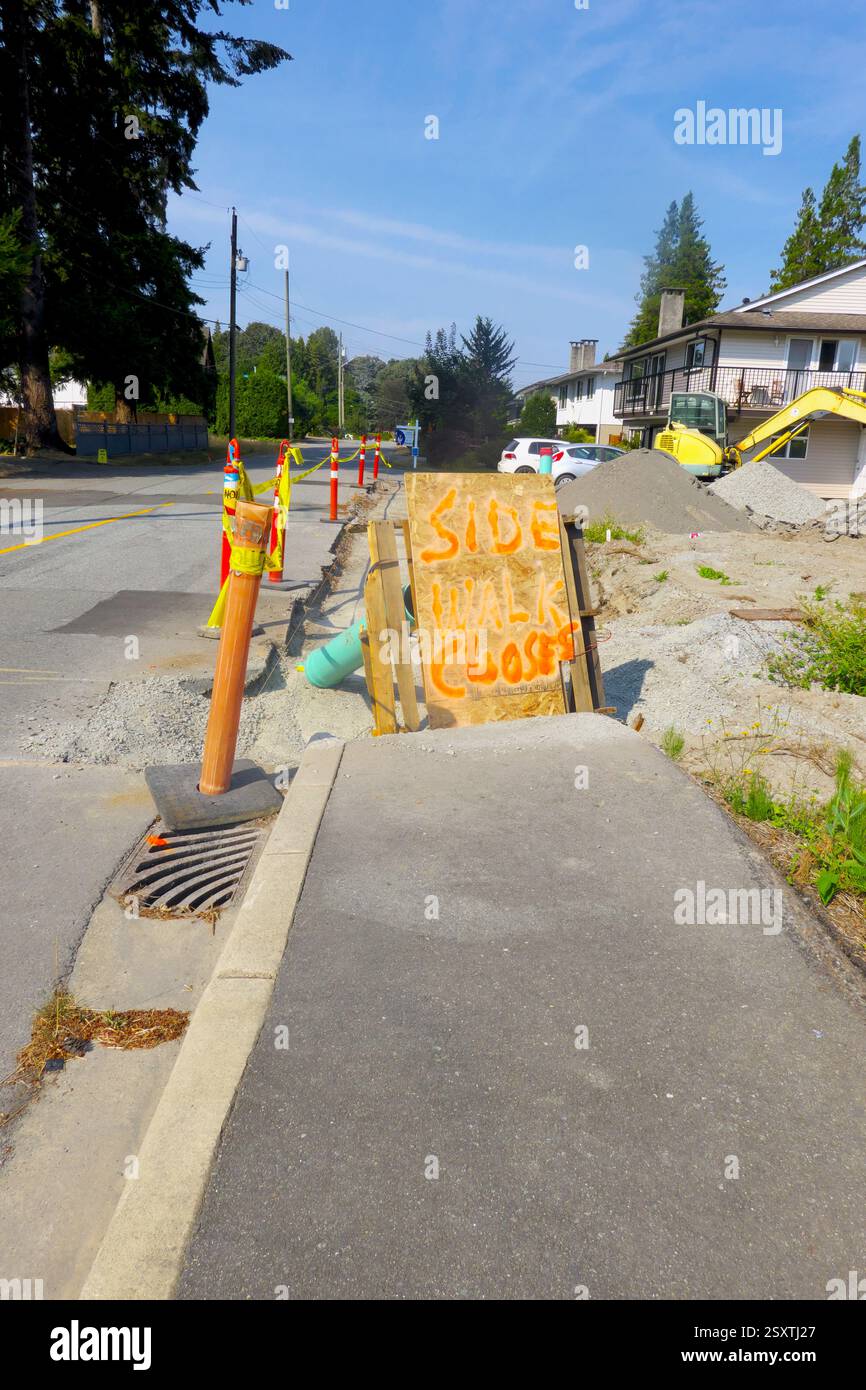Sidewalk Closes - a misspelled sign indicating sidewalk has been closed ...
