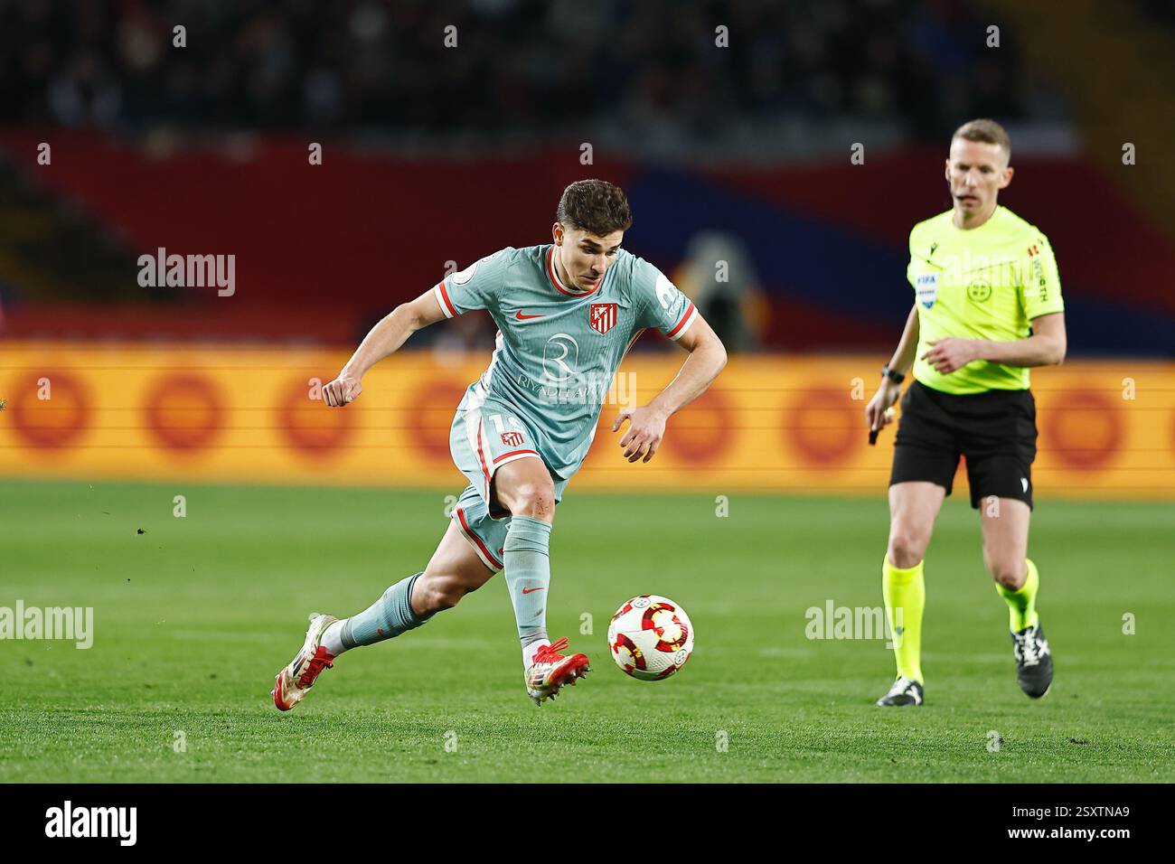 Barcelona, Spain. 25th Feb, 2025. Julian Alvarez (Atletico) Football ...