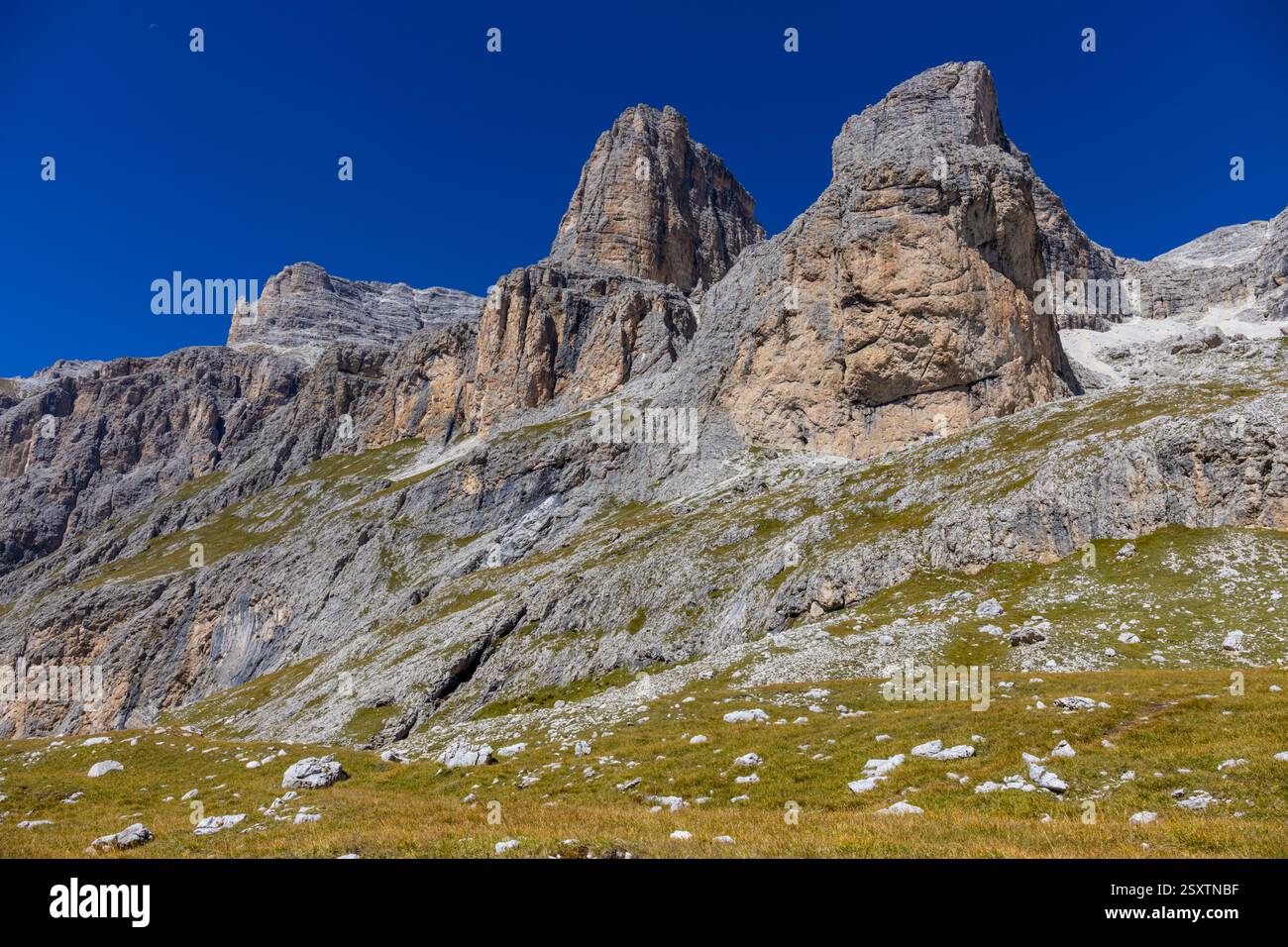 Dolomites mountains beautiful landscape of the Alps in Italy. Dolomiti ...