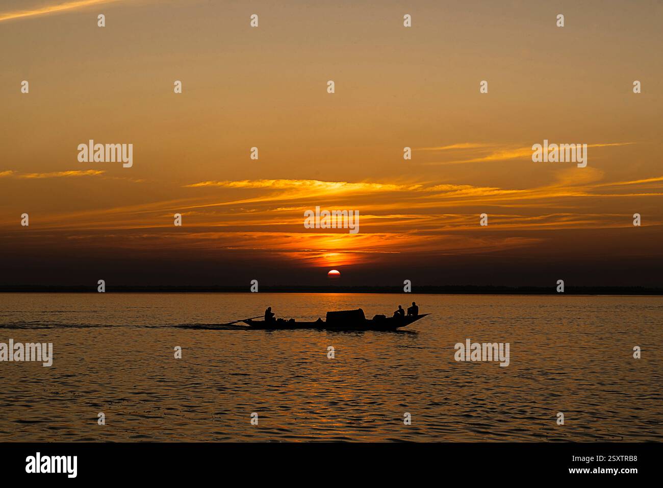 Calm riverside view in hi-res stock photography and images - Alamy