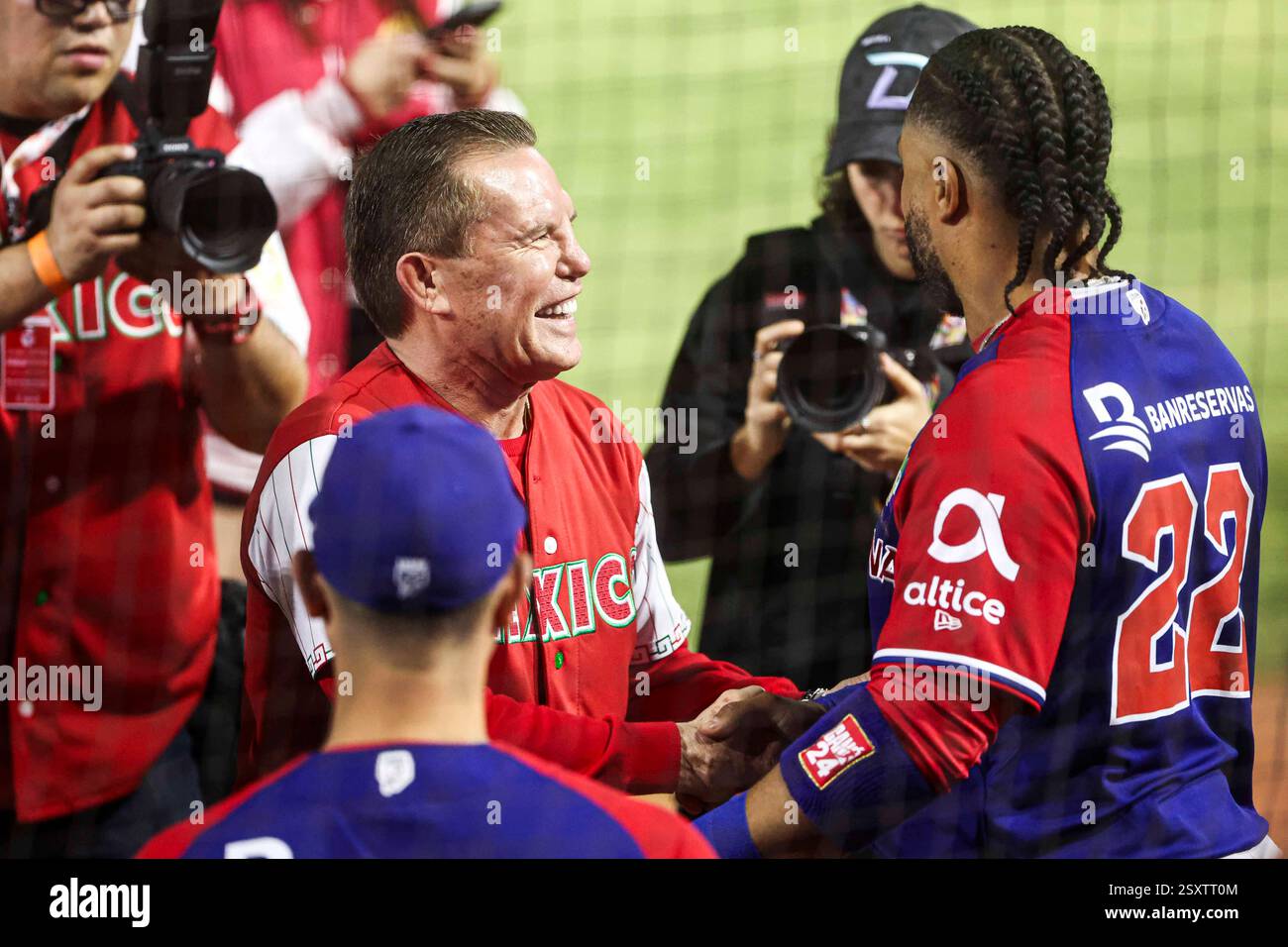 MEXICALI, MEXICO - FEBRUARY 7: Julio Cesar Chavez, Robinson Cano and ...